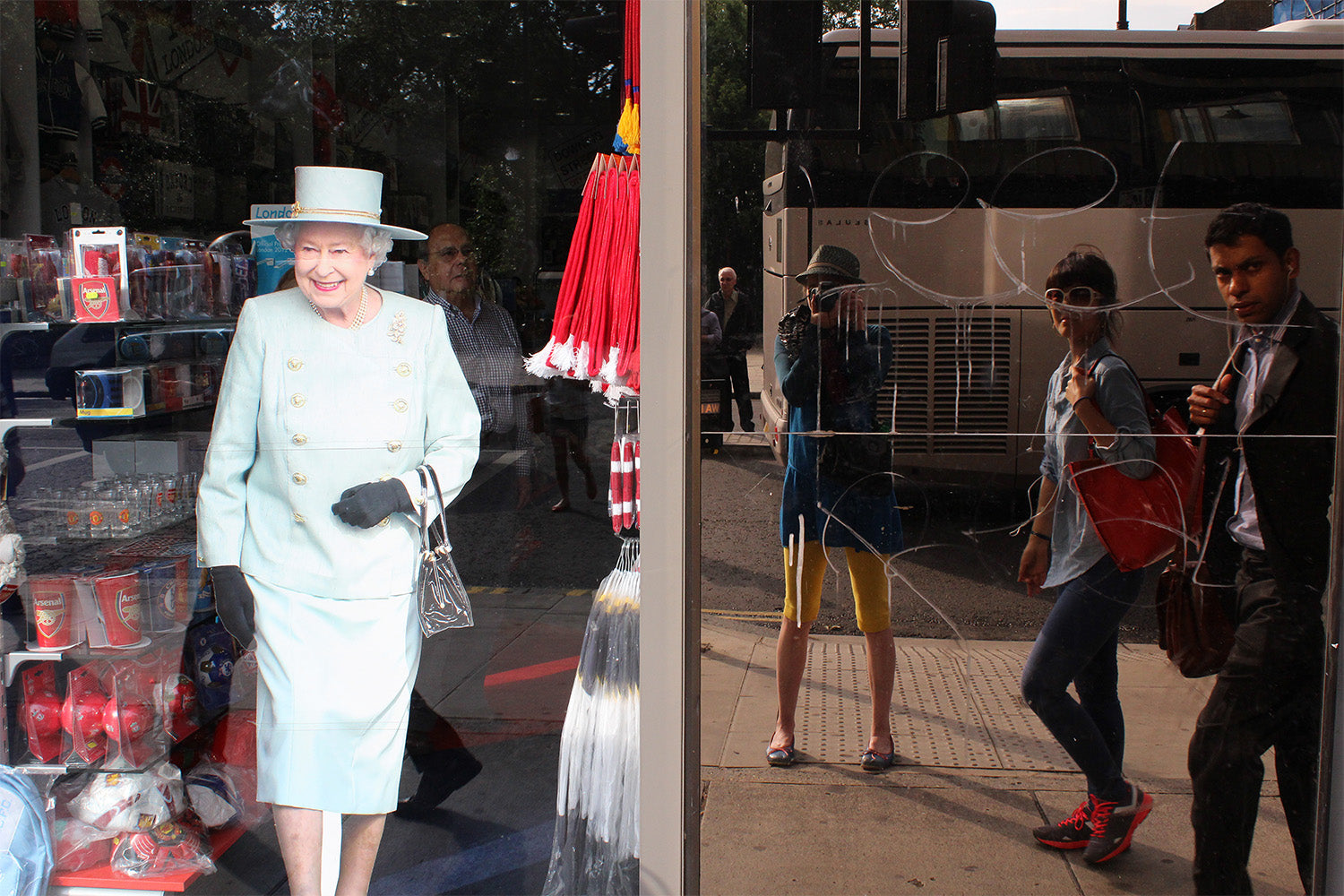 315 - Me and the Queen – Frankie Sinclair - Artist